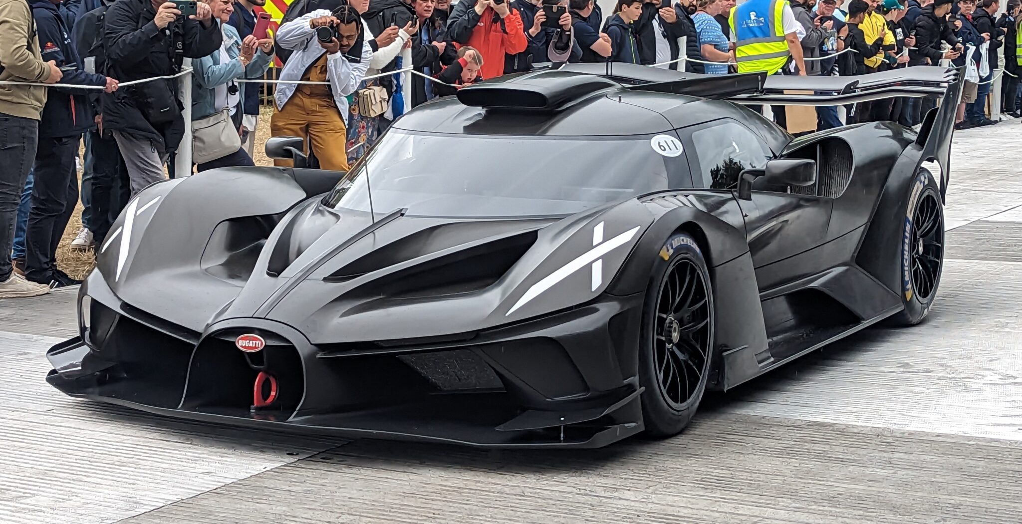 The 5 Fastest Cars in 2025 - 5 Tastic