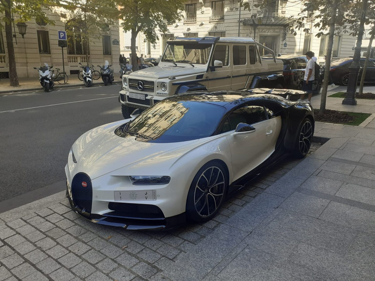 The 5 Fastest Cars in 2025 - 5 Tastic